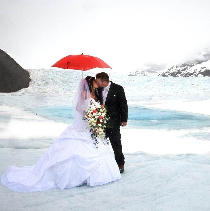 Alaska Wedding Adventures in Juneau Alas, USA, Juneau, Officiant