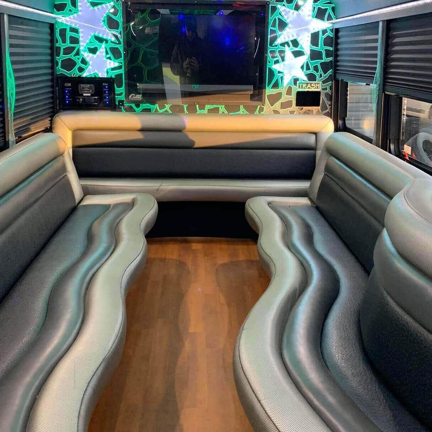 Limousine Myrtle Beach - Grand Party Bus, USA, Myrtle Beach, Transportation